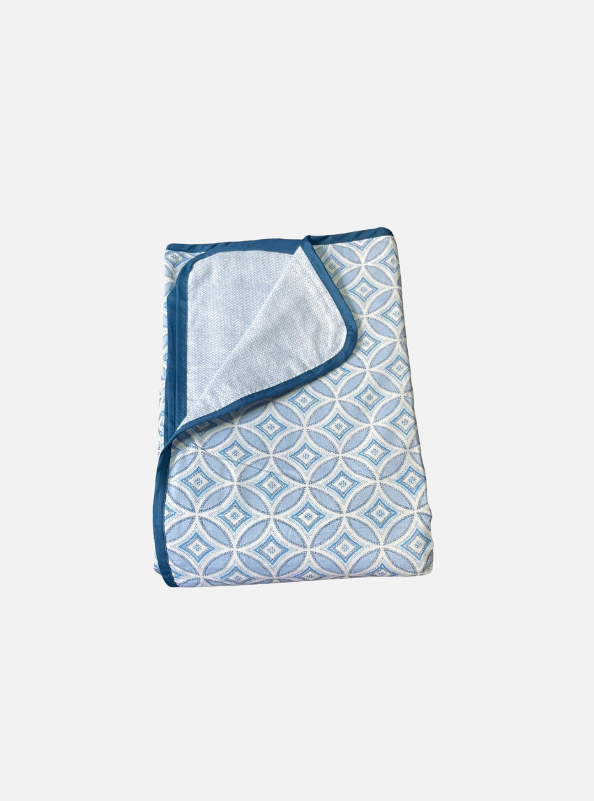 Double cot dohar-Blue diamond circles pattern blue border – The Little ...
